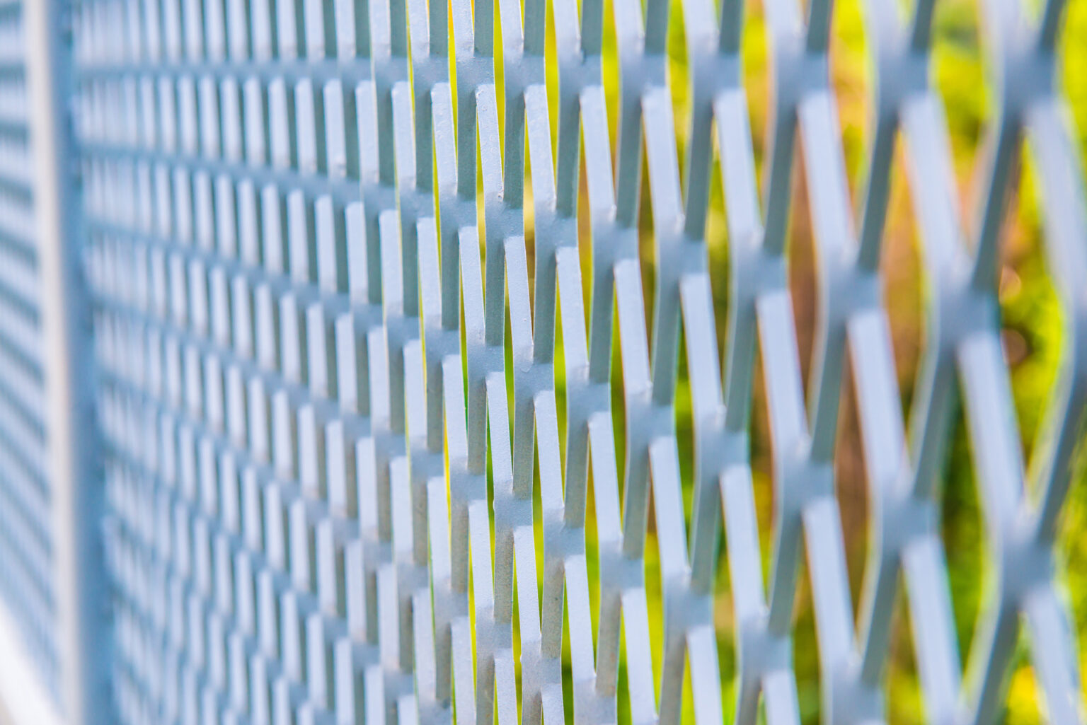 How Is Expanded Metal Used in Fencing & Grating?